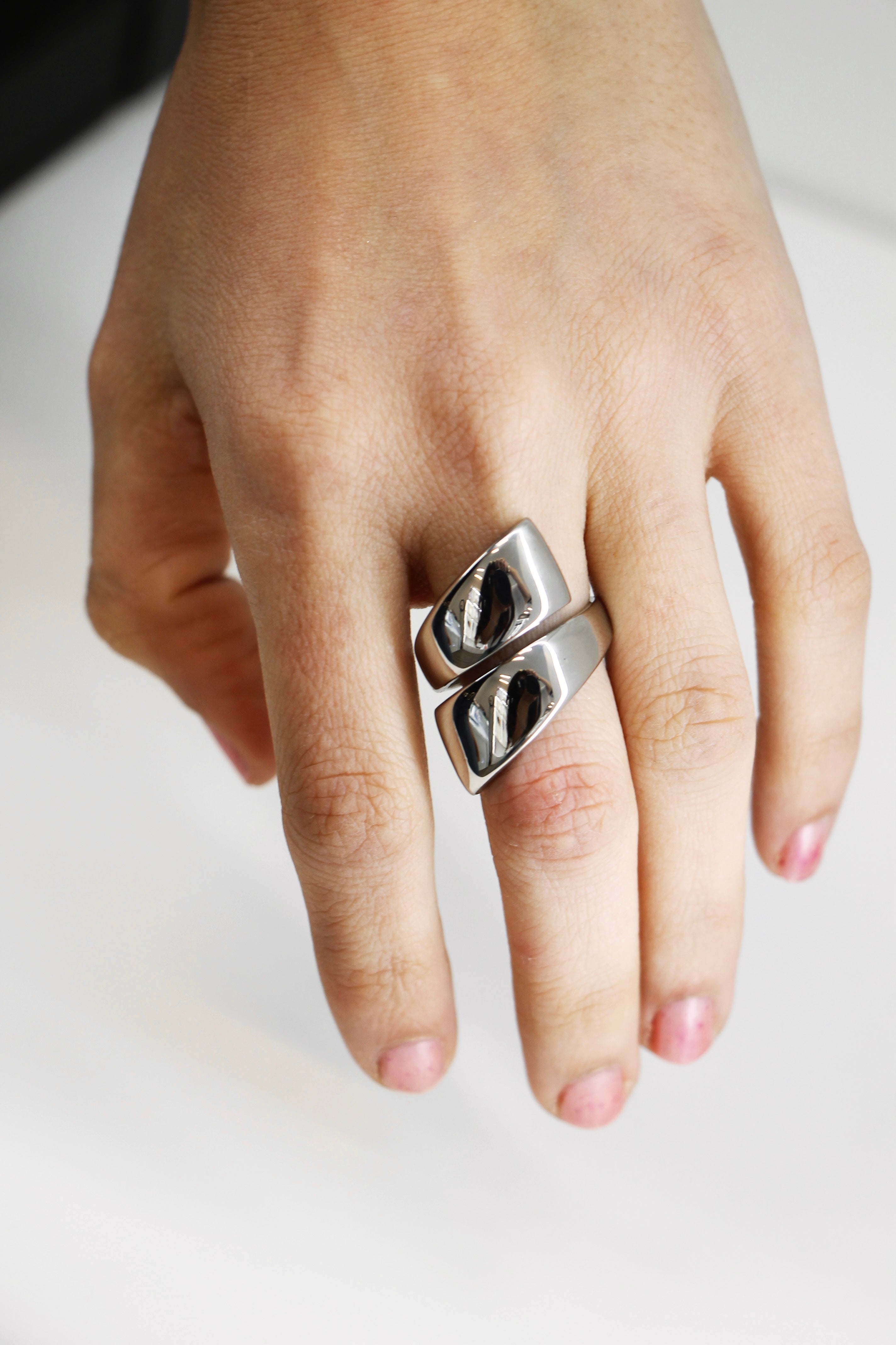 Anello Contrarié - Fascia – Elle Gioielli